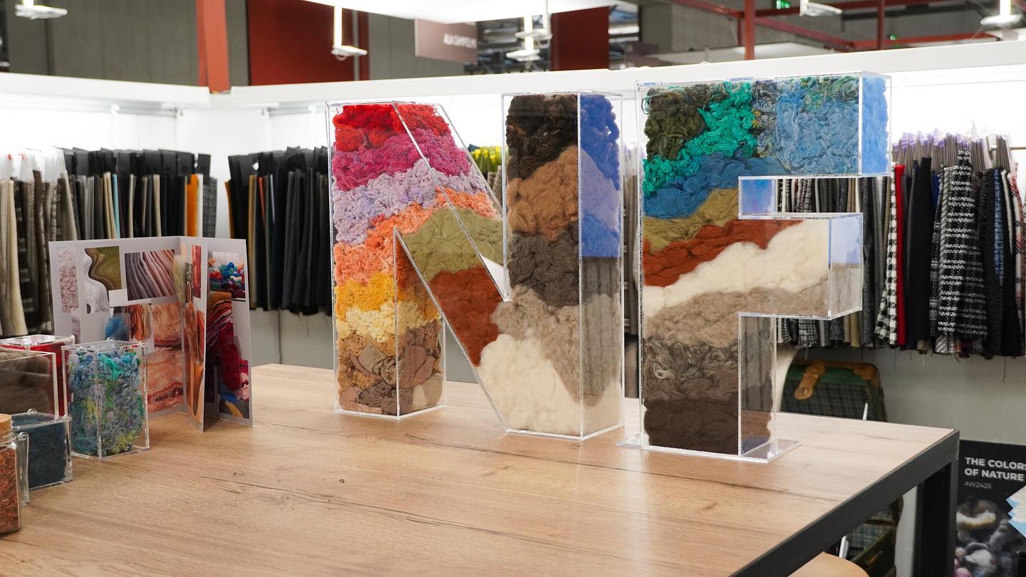 Tessuti rigenerati per un nuovo mondo - Museo del Tessuto